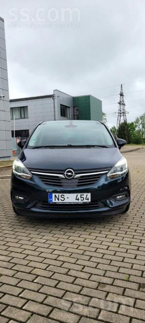 Zaļš Opel Zafira 2018 Tukums, ar dzinēja tilpumu 1.60 L un nobraukumu 158 tūkst. km par 8500 €, foto 5 vietnē AUTOMOTO.COM.LV