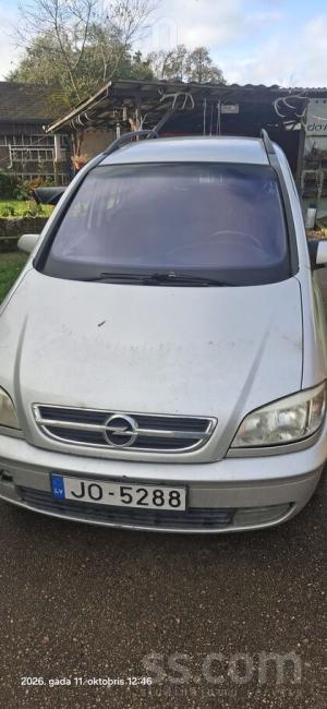 Grey Opel Zafira 2004 in Dobele, with an engine capacity of 2.00 L and mileage of 318 thousand km for 500 €, photo 3 on AUTOMOTO.COM.LV