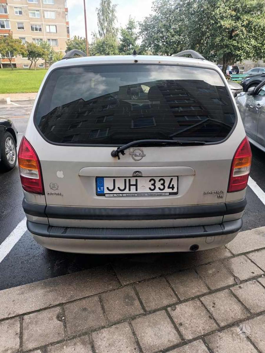 Pelēks Opel Zafira 2002 Šauļi, ar dzinēja tilpumu 1.60 L un nobraukumu 25 tūkst. km par 360 €, foto 9 vietnē AUTOMOTO.COM.LV