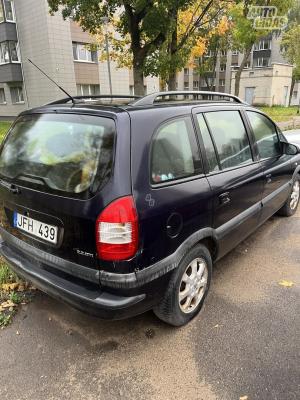 Pelēks Opel Zafira 2003 Panevēža, ar dzinēja tilpumu 1.30 L un nobraukumu 465 tūkst. km par 900 €, foto 6 vietnē AUTOMOTO.COM.LV