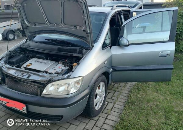 Pelēks Opel Zafira 2005 Kauņa, ar dzinēja tilpumu 1.60 L un nobraukumu 265 tūkst. km par 500 €, foto 2 vietnē AUTOMOTO.COM.LV
