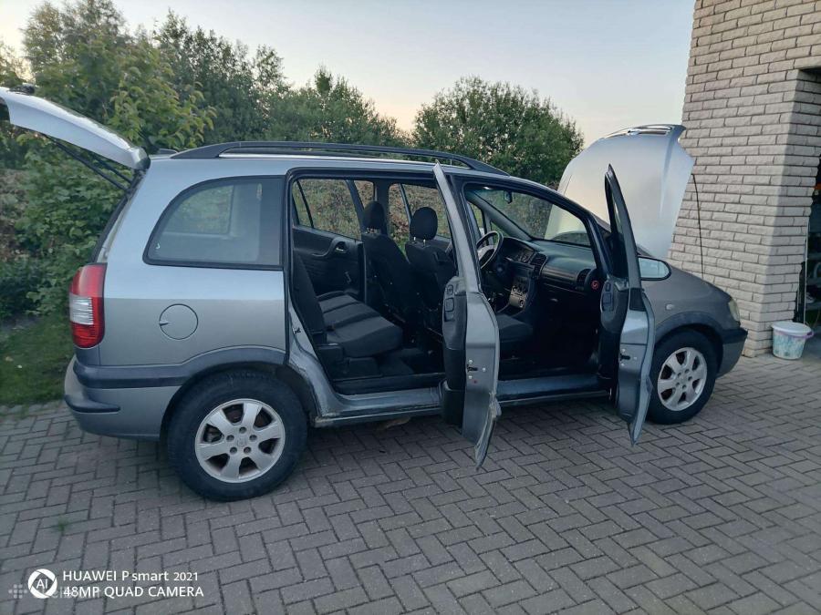 Pelēks Opel Zafira 2005 Kauņa, ar dzinēja tilpumu 1.60 L un nobraukumu 265 tūkst. km par 500 €, foto 8 vietnē AUTOMOTO.COM.LV