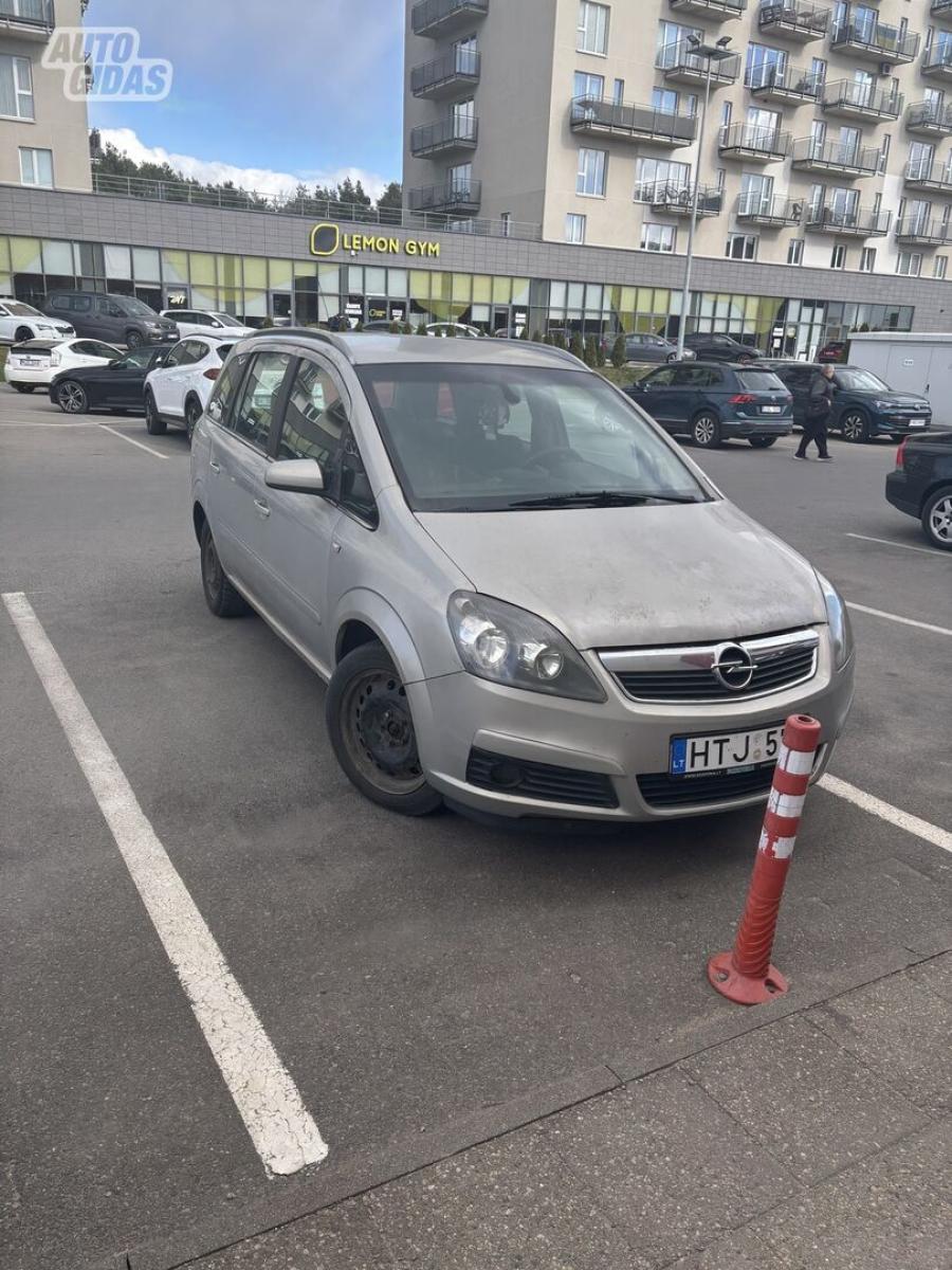 Pelēks Opel Zafira 2006 Viļņa, ar dzinēja tilpumu 1.90 L un nobraukumu 310 tūkst. km par 1250 €, foto 4 vietnē AUTOMOTO.COM.LV