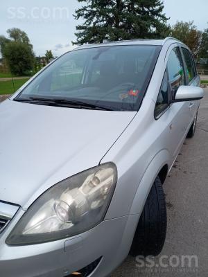 Pelēks Opel Zafira 2008 Bauska, ar dzinēja tilpumu 1.90 L un nobraukumu 307 tūkst. km par 1450 €, foto 7 vietnē AUTOMOTO.COM.LV