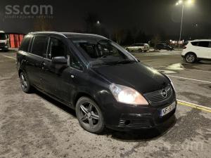 Pelēks Opel Zafira 2012 Daugavpils, ar dzinēja tilpumu 1.70 L un nobraukumu 221 tūkst. km par 3100 €, foto  vietnē AUTOMOTO.COM.LV