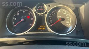 Grey Opel Zafira 2012 in Daugavpils, with an engine capacity of 1.70 L and mileage of 221 thousand km for 2800 €, photo 5 on AUTOMOTO.COM.LV