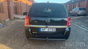 Grey Opel Zafira 2012 in Daugavpils, with an engine capacity of 1.70 L and mileage of 221 thousand km for 2800 €, photo 7 on AUTOMOTO.COM.LV