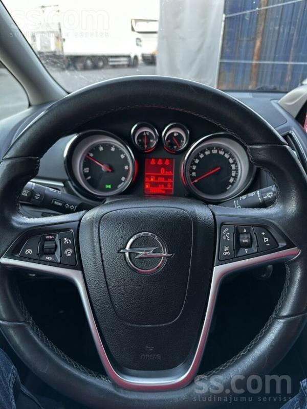 Pelēks Opel Zafira 2013 Rīga, ar dzinēja tilpumu 1.60 L un nobraukumu 285 tūkst. km par 4000 €, foto 3 vietnē AUTOMOTO.COM.LV