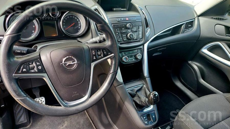Pelēks Opel Zafira 2015 Balvi, ar dzinēja tilpumu 1.60 L un nobraukumu 0 tūkst. km par 5900 €, foto 8 vietnē AUTOMOTO.COM.LV