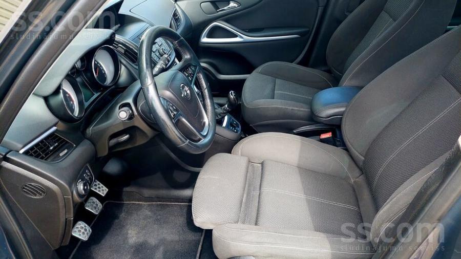 Pelēks Opel Zafira 2015 Balvi, ar dzinēja tilpumu 1.60 L un nobraukumu 0 tūkst. km par 5900 €, foto 10 vietnē AUTOMOTO.COM.LV