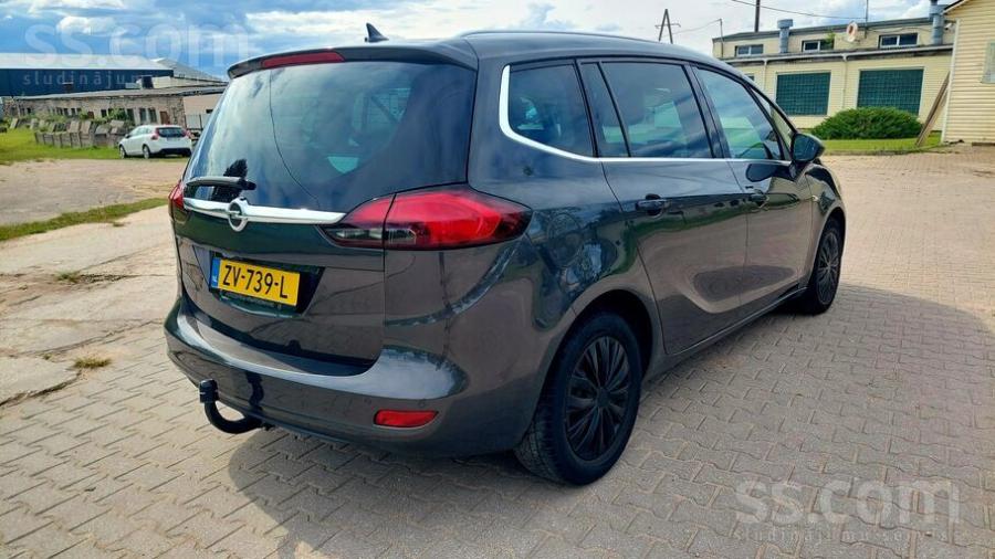 Pelēks Opel Zafira 2015 Balvi, ar dzinēja tilpumu 1.60 L un nobraukumu 0 tūkst. km par 5900 €, foto 22 vietnē AUTOMOTO.COM.LV
