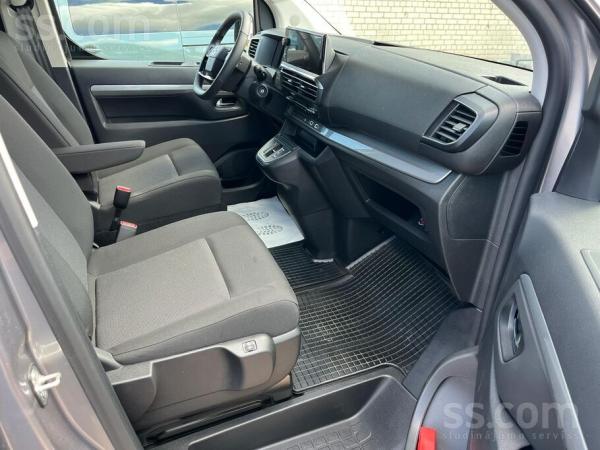Pelēks Opel Zafira 2026 Rīga, ar dzinēja tilpumu 2.20 L un nobraukumu 10 tūkst. km par 35500 €, foto 2 vietnē AUTOMOTO.COM.LV