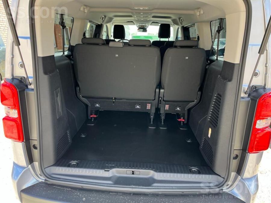 Pelēks Opel Zafira 2026 Rīga, ar dzinēja tilpumu 2.20 L un nobraukumu 10 tūkst. km par 35500 €, foto 4 vietnē AUTOMOTO.COM.LV