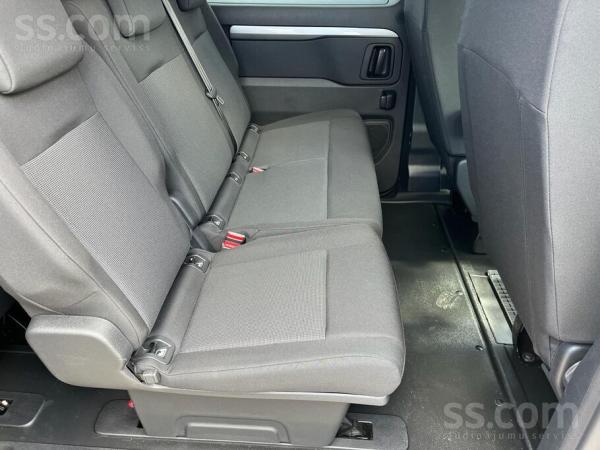 Pelēks Opel Zafira 2026 Rīga, ar dzinēja tilpumu 2.20 L un nobraukumu 10 tūkst. km par 35500 €, foto 7 vietnē AUTOMOTO.COM.LV
