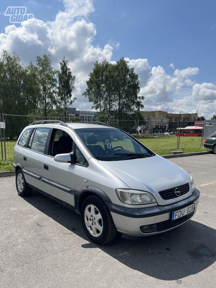Pelēks Opel Zafira 1999 Kauņa, ar dzinēja tilpumu 1.60 L un nobraukumu 221 tūkst. km par 990 €, foto 1 vietnē AUTOMOTO.COM.LV