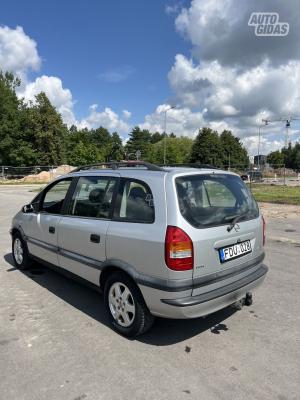 Pelēks Opel Zafira 1999 Kauņa, ar dzinēja tilpumu 1.60 L un nobraukumu 221 tūkst. km par 990 €, foto 5 vietnē AUTOMOTO.COM.LV