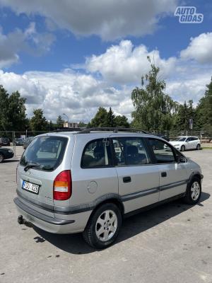 Pelēks Opel Zafira 1999 Kauņa, ar dzinēja tilpumu 1.60 L un nobraukumu 221 tūkst. km par 990 €, foto 6 vietnē AUTOMOTO.COM.LV