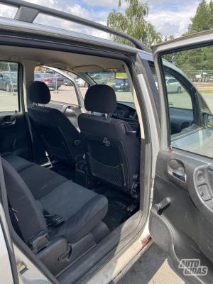 Pelēks Opel Zafira 1999 Kauņa, ar dzinēja tilpumu 1.60 L un nobraukumu 221 tūkst. km par 990 €, foto 12 vietnē AUTOMOTO.COM.LV