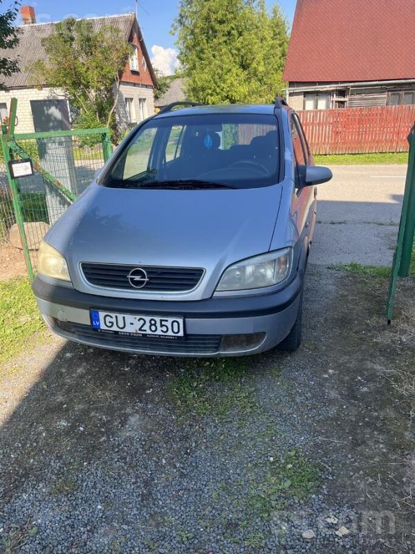 Pelēks Opel Zafira 1999 Gulbene, ar dzinēja tilpumu 1.80 L un nobraukumu 427 tūkst. km par 350 €, foto 1 vietnē AUTOMOTO.COM.LV