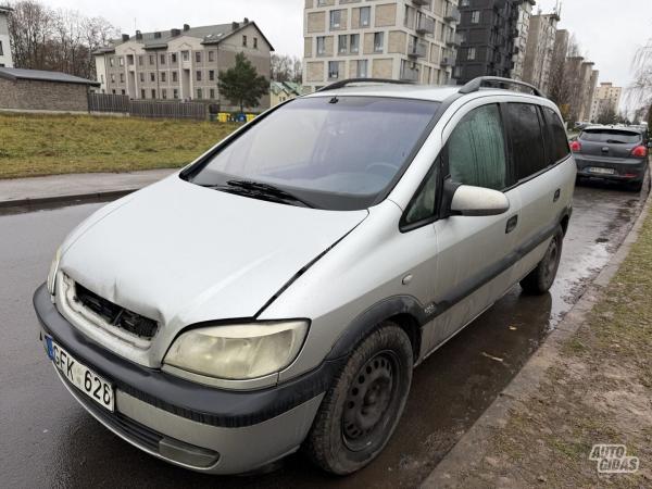 Pelēks Opel Zafira 2000 Kauņa, ar dzinēja tilpumu 2.00 L un nobraukumu 330 tūkst. km par 400 €, foto 1 vietnē AUTOMOTO.COM.LV