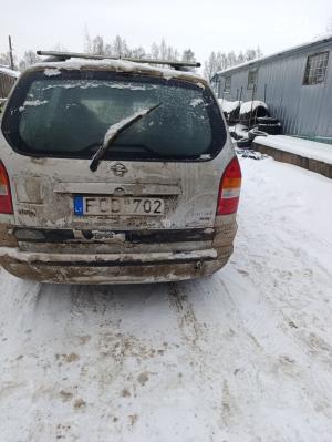 Pelēks Opel Zafira 2000 Panevēža, ar dzinēja tilpumu 2.00 L un nobraukumu 300 tūkst. km par 400 €, foto 3 vietnē AUTOMOTO.COM.LV