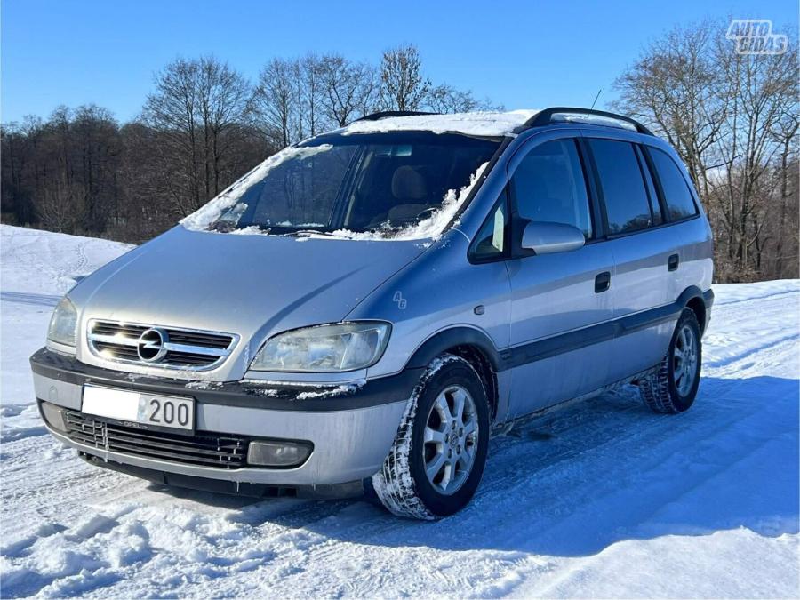 Grey Opel Zafira 2000 in Marijampole, with an engine capacity of 2.00 L and mileage of 309 thousand km for 780 €, photo 1 on AUTOMOTO.COM.LV