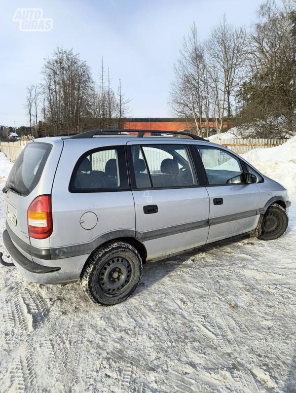 Серый Опель Зафира 2000 в Каунас, объемом двигателя 2.00 л и пробегом 250 тыс. км за 600 €, фото 4 на AUTOMOTO.COM.LV