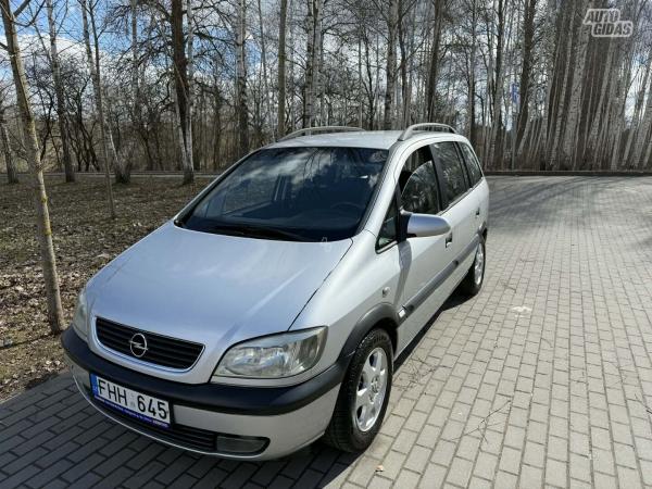 Grey Opel Zafira 2000 in Anyksciai, with an engine capacity of 2.00 L and mileage of 212 thousand km for 1250 €, photo 2 on AUTOMOTO.COM.LV