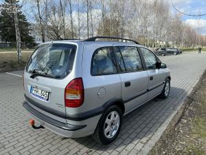 Grey Opel Zafira 2000 in Anyksciai, with an engine capacity of 2.00 L and mileage of 212 thousand km for 1250 €, photo 4 on AUTOMOTO.COM.LV