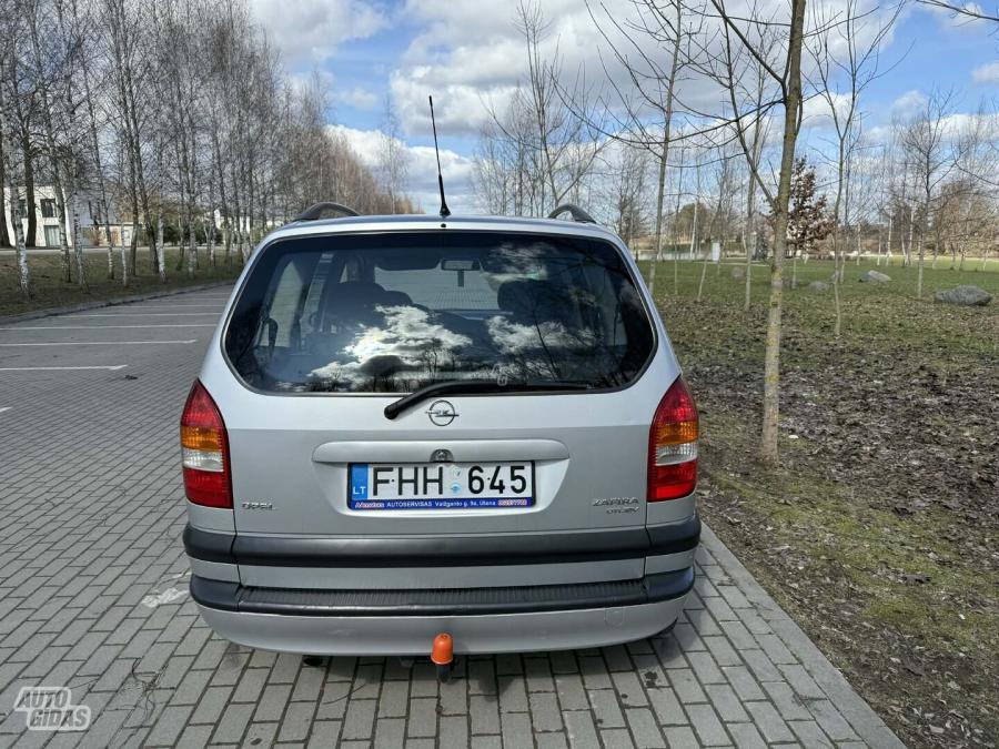 Grey Opel Zafira 2000 in Anyksciai, with an engine capacity of 2.00 L and mileage of 212 thousand km for 1250 €, photo 8 on AUTOMOTO.COM.LV