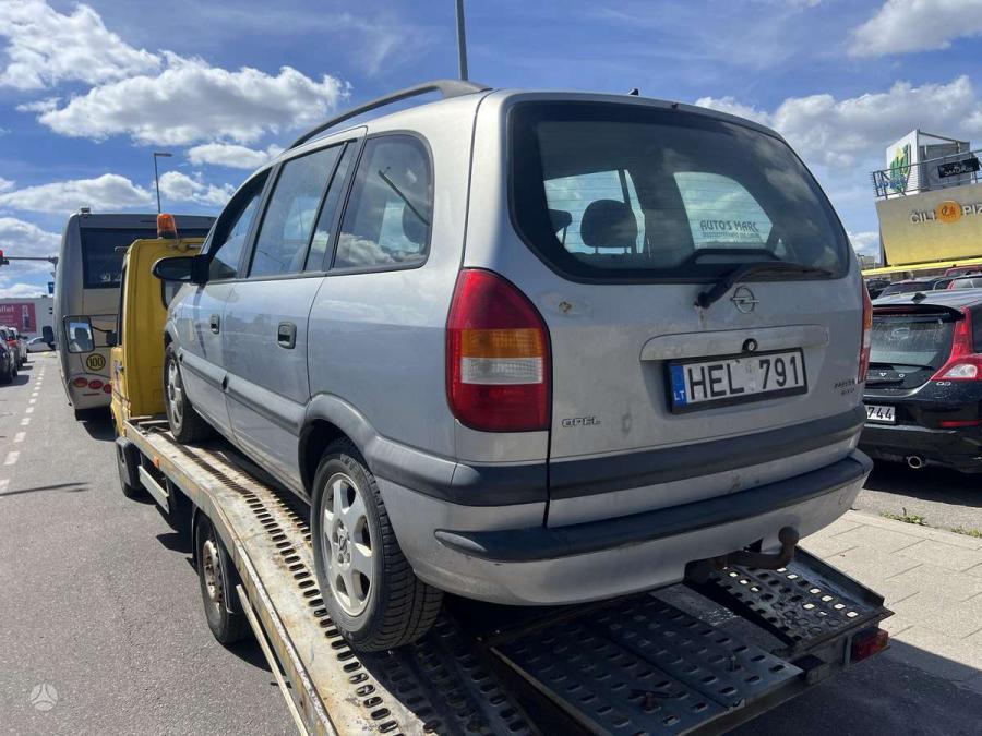 Pelēks Opel Zafira 2000 Viļņa, ar dzinēja tilpumu 1.80 L un nobraukumu 230 tūkst. km par 380 €, foto 6 vietnē AUTOMOTO.COM.LV