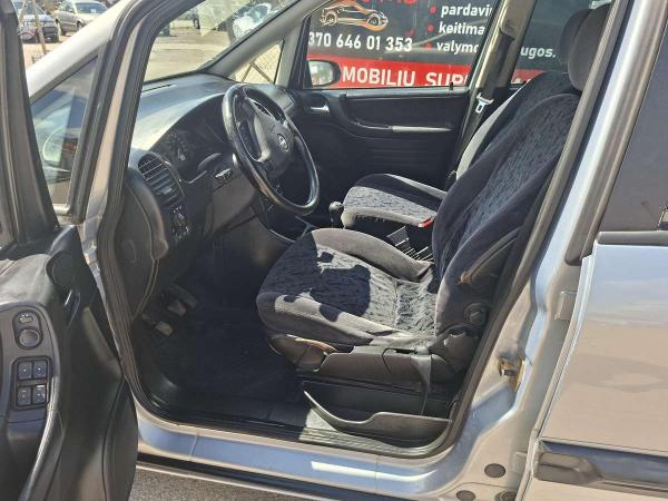 Серый Опель Зафира 2000 в Плунге, объемом двигателя 2.00 л и пробегом 334 тыс. км за 850 €, фото 7 на AUTOMOTO.COM.LV