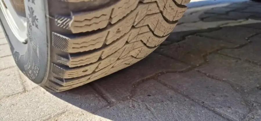 Pelēks Opel Zafira 2000 Valmiera, ar dzinēja tilpumu 1.60 L un nobraukumu 307 tūkst. km par 1000 €, foto 12 vietnē AUTOMOTO.COM.LV
