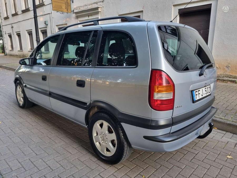 Pelēks Opel Zafira 2000 Jonava, ar dzinēja tilpumu 2.00 L un nobraukumu 277 tūkst. km par 1250 €, foto 7 vietnē AUTOMOTO.COM.LV
