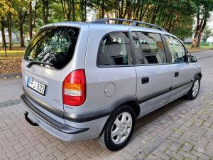 Pelēks Opel Zafira 2000 Jonava, ar dzinēja tilpumu 2.00 L un nobraukumu 277 tūkst. km par 1250 €, foto 8 vietnē AUTOMOTO.COM.LV