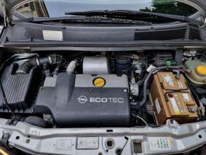 Pelēks Opel Zafira 2000 Jonava, ar dzinēja tilpumu 2.00 L un nobraukumu 277 tūkst. km par 1250 €, foto 22 vietnē AUTOMOTO.COM.LV