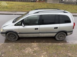 Grey Opel Zafira 2001 in Kaunas, with an engine capacity of 2.00 L and mileage of 330 thousand km for 420 €, photo 2 on AUTOMOTO.COM.LV