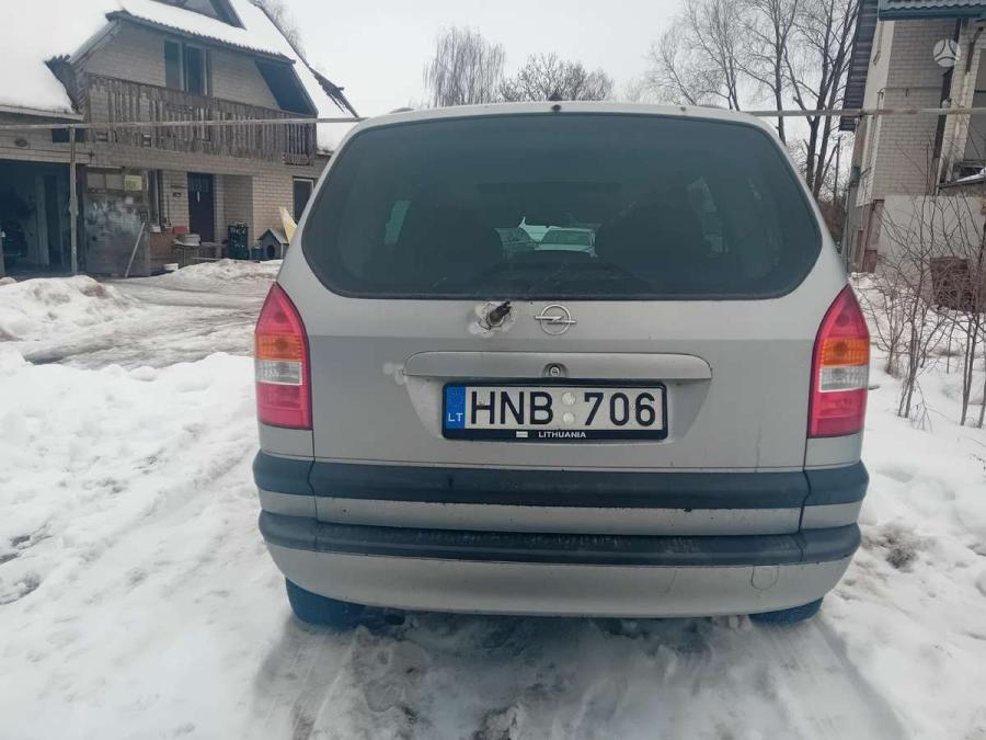 Grey Opel Zafira 2001 in Vilnius, with an engine capacity of 2.00 L and mileage of 349 thousand km for 320 €, photo 2 on AUTOMOTO.COM.LV
