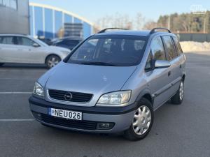 Grey Opel Zafira 2001 in Vilnius, with an engine capacity of 1.80 L and mileage of 216 thousand km for 750 €, photo  on AUTOMOTO.COM.LV