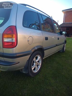 Pelēks Opel Zafira 2001 Alīta, ar dzinēja tilpumu 2.00 L un nobraukumu 203 tūkst. km par 1650 €, foto 9 vietnē AUTOMOTO.COM.LV