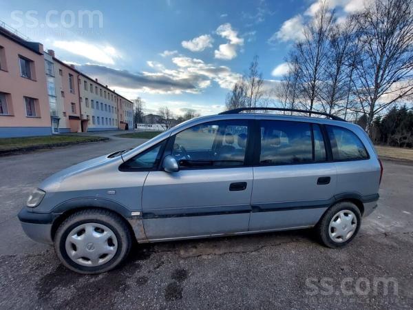 Pelēks Opel Zafira 2001 Daugavpils, ar dzinēja tilpumu 2.00 L un nobraukumu 0 tūkst. km par 600 €, foto 3 vietnē AUTOMOTO.COM.LV
