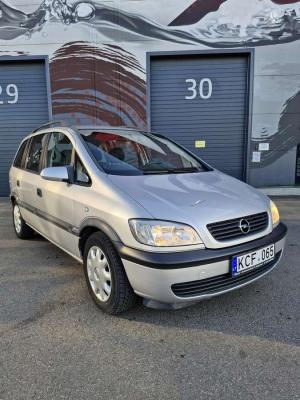 Grey Opel Zafira 2001 in Kaunas, with an engine capacity of 1.80 L and mileage of 230 thousand km for 800 €, photo  on AUTOMOTO.COM.LV