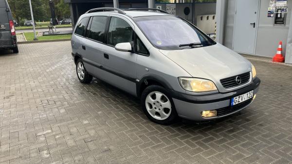 Grey Opel Zafira 2001 in Vilnius, with an engine capacity of 2.00 L and mileage of 300 thousand km for 920 €, photo 3 on AUTOMOTO.COM.LV