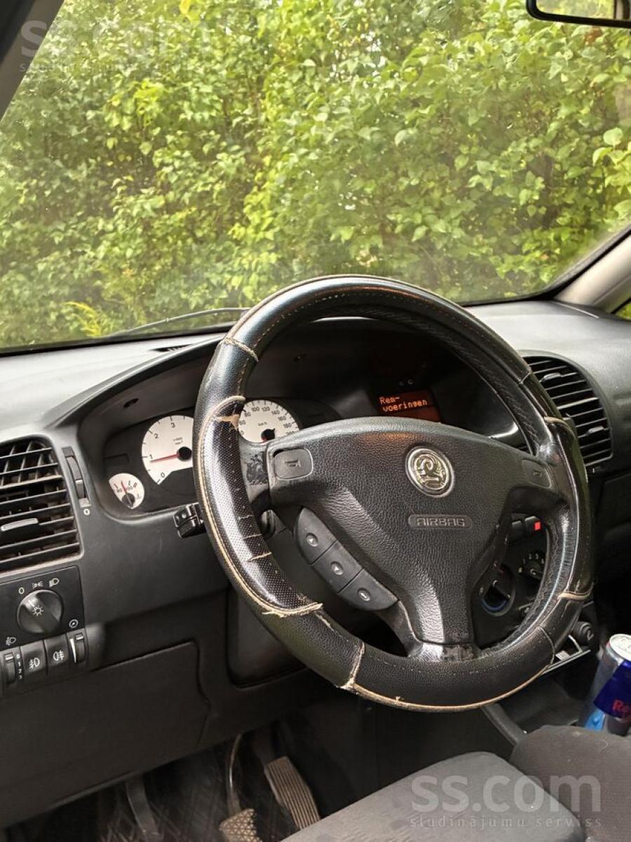 Pelēks Opel Zafira 2001 Aizkraukle, ar dzinēja tilpumu 2.00 L un nobraukumu 345 tūkst. km par 1200 €, foto 10 vietnē AUTOMOTO.COM.LV