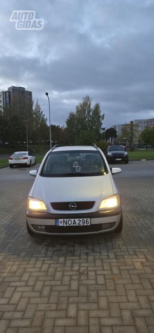 Grey Opel Zafira 2001 in Telschi, with an engine capacity of 2.00 L and mileage of 370 thousand km for 750 €, photo  on AUTOMOTO.COM.LV