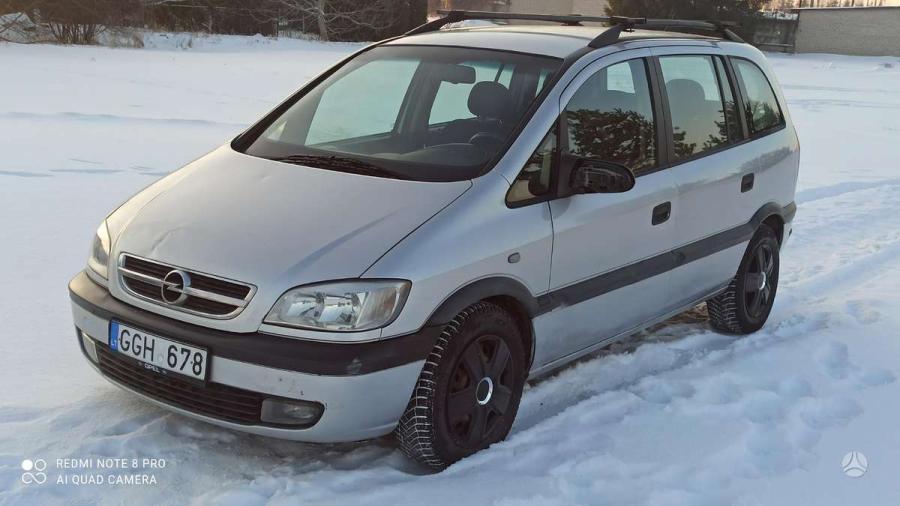 Pelēks Opel Zafira 2002 Pakruojis, ar dzinēja tilpumu 2.17 L un nobraukumu 276 tūkst. km par 799 €, foto 1 vietnē AUTOMOTO.COM.LV
