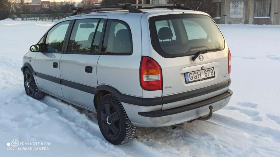 Pelēks Opel Zafira 2002 Pakruojis, ar dzinēja tilpumu 2.17 L un nobraukumu 276 tūkst. km par 799 €, foto 3 vietnē AUTOMOTO.COM.LV