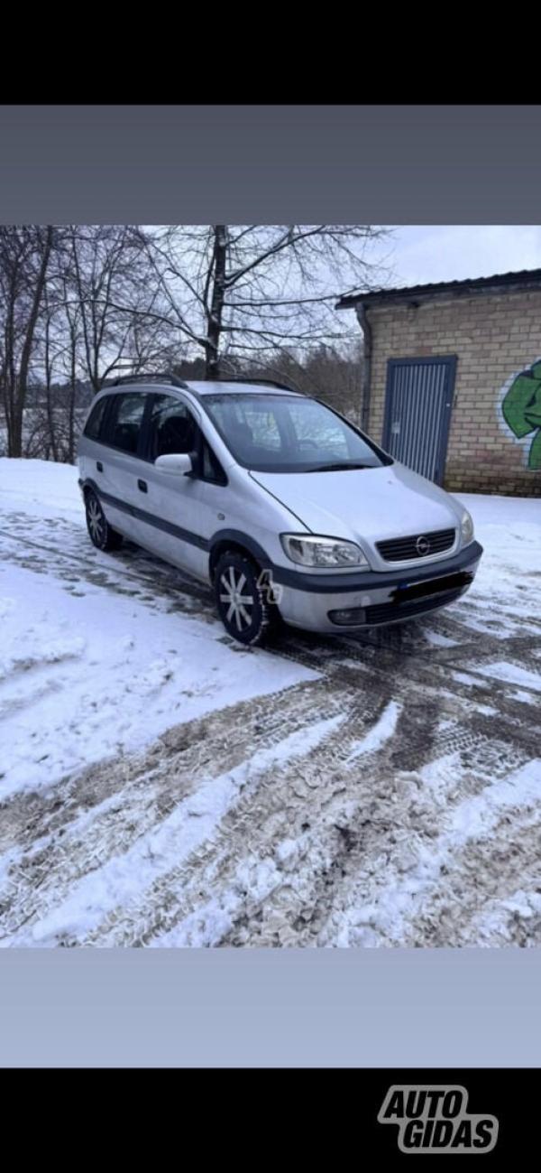 Pelēks Opel Zafira 2002 Alīta, ar dzinēja tilpumu 2.00 L un nobraukumu 197 tūkst. km par 1000 €, foto 1 vietnē AUTOMOTO.COM.LV
