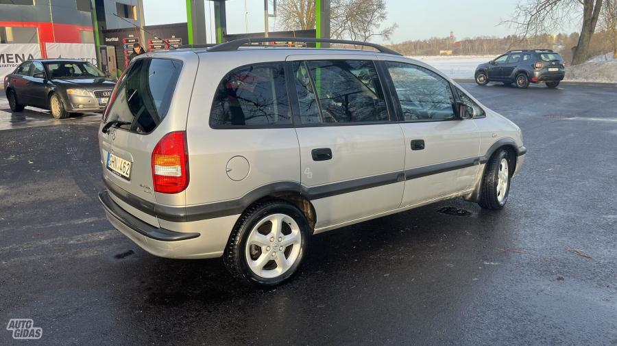 Pelēks Opel Zafira 2002 Viļņa, ar dzinēja tilpumu 2.00 L un nobraukumu 340 tūkst. km par 1000 €, foto 4 vietnē AUTOMOTO.COM.LV