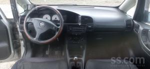 Grey Opel Zafira 2002 in Jelgava, with an engine capacity of 2.20 L and mileage of 291 thousand km for 800 €, photo 5 on AUTOMOTO.COM.LV